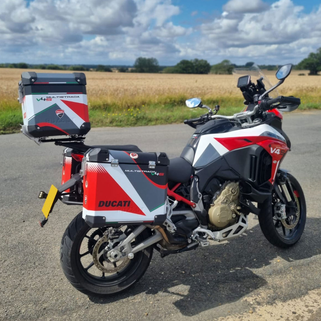 Bumot Luggage Decals - Ducati V4S Multistrada Decals – Mark Anstey Prints